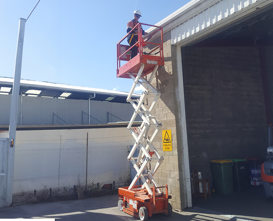 EWP Under 11m Course Coffs Harbour | RIIHAN301E | GBES Training